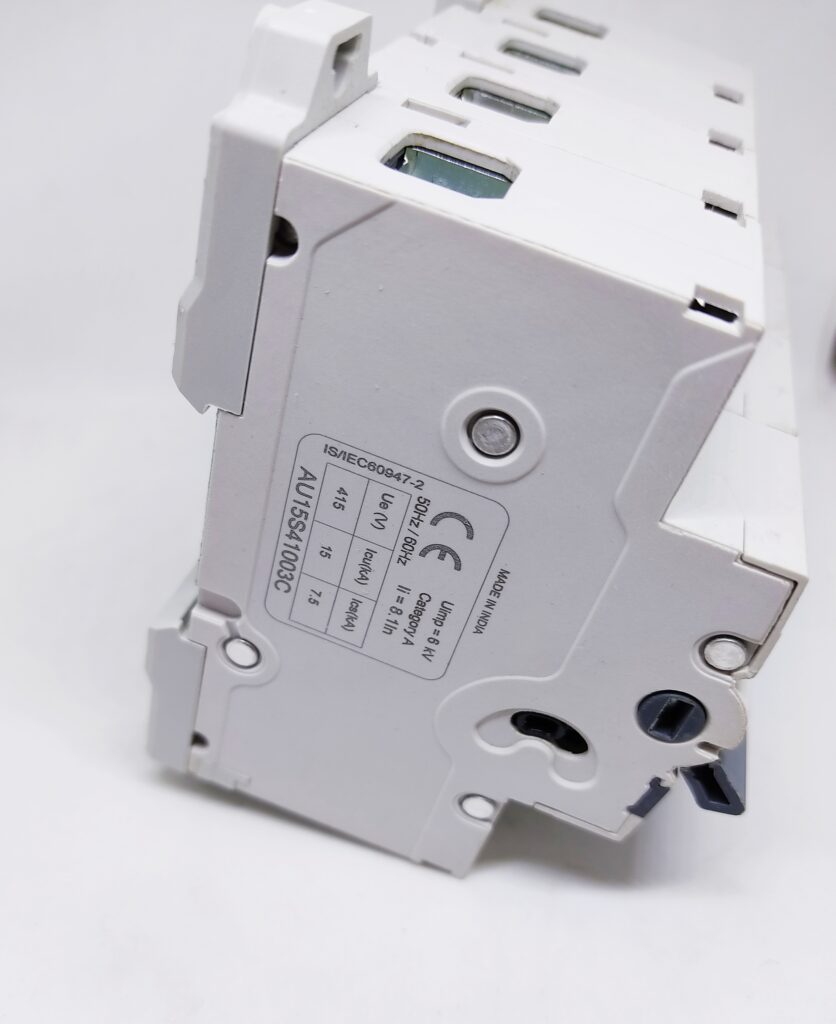 L&T/LK AU MCB 100Amp 4Pole 15KA (AU15S41003C) - Jaycee Enterprises